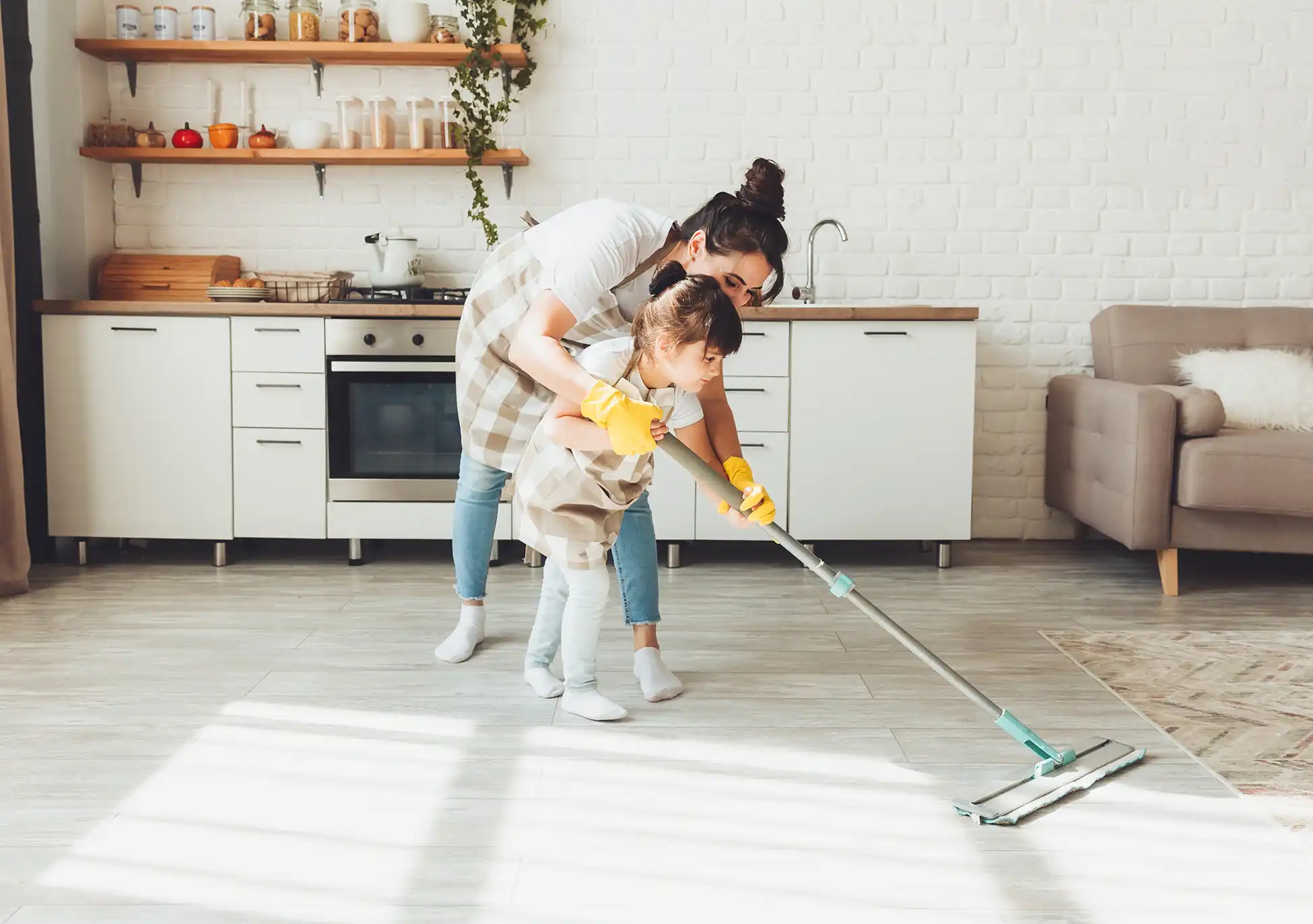 The Working Moms Guide to Business Spring Cleaning - Female Mavericks